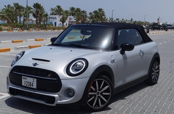 Mini cooper s convertible 2021 gray | Drive Rent a Car